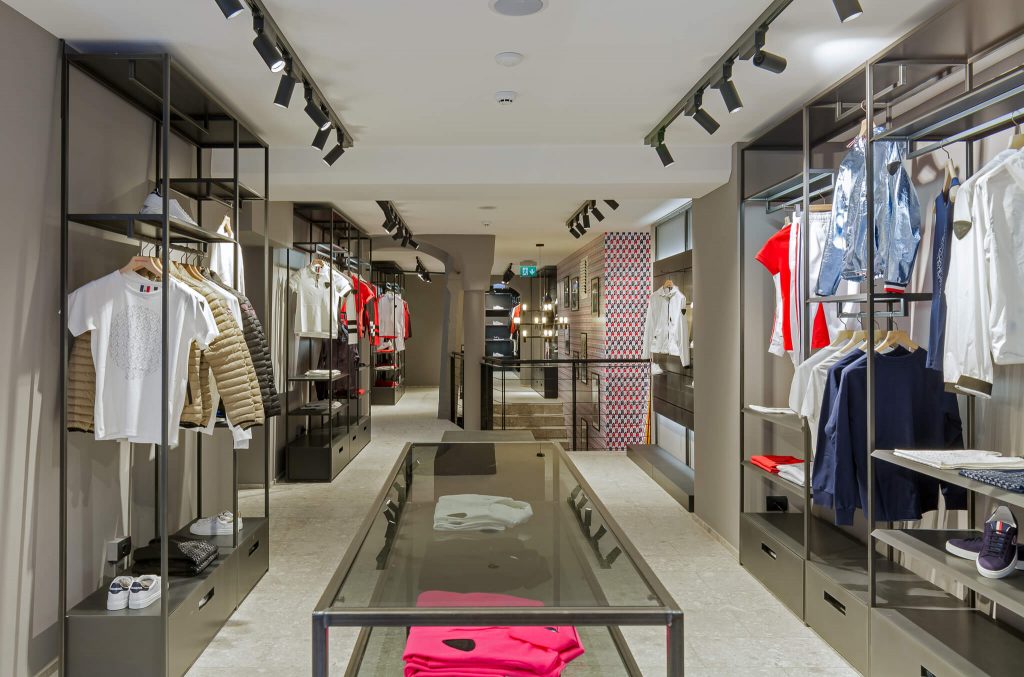 ROSSIGNOL ANNONCE L’OUVERTURE DE SA PREMIÈRE BOUTIQUE EN AUTRICHE ...